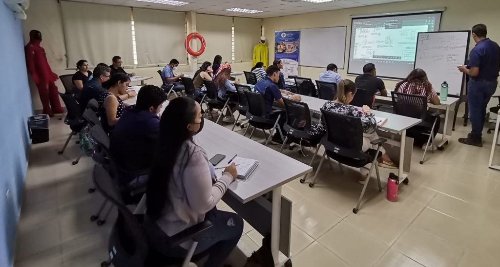 La USMA celebra reunión de instalación del Consejo Consultivo del Centro de Capacitación y ...