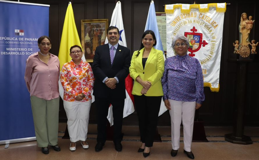 Se firma convenio entre la USMA y el MIDES